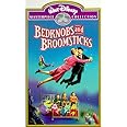 Amazon.com: Bedknobs and Broomsticks [VHS] : Angela Lansbury, David Tomlinson, Roddy McDowall ...