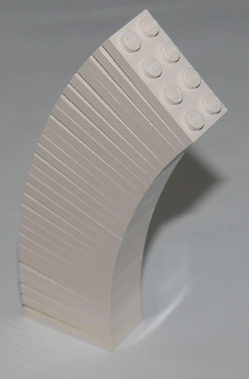 LEGO Plates: White 2×4. Part 3020 (X 25) – BigaMart