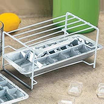 Amazon.com: Ice Cube Tray: Space Saving Vinyl-Coated Wire Freezer Stand ...