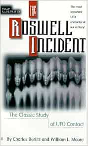 The Roswell Incident: Charles Berlitz, William L Moore: Amazon.com: Books