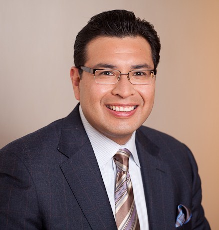 Auténtico: The Definitive Guide to Latino Career Success: Rodriguez, Dr ...