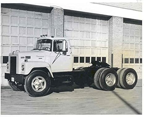 Amazon.com: 1966 International Fleetstar 2000D Truck Photo Poster ...