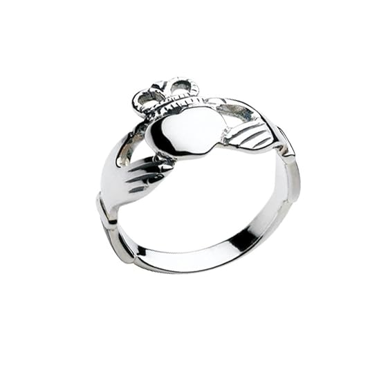 Amazon.com: Heritage by Kit Heath: Sterling Silver Celtic Claddagh Ring ...
