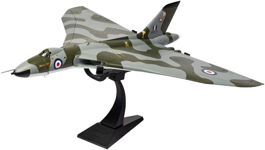 Corgi AA27204 Avro Vulcan B.2 XM575, RAF No.101 Sqn, Waddington Wing ...
