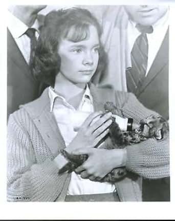PAMELA FRANKLIN 8X10" PHOTO #G2302 at Amazon's Entertainment ...