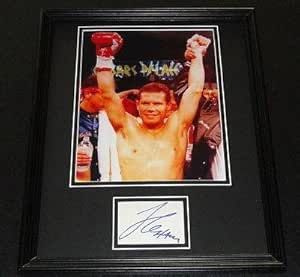 Julio Cesar Chavez Signed Photograph - Framed 11x14 Display ...