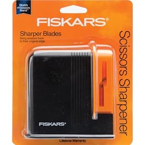 Amazon.com: Fiskars Desktop Scissors Sharpener (98617397)