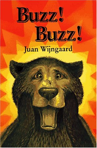 Buzz! Buzz!: Wijngaard, Juan: 9780525675235: Amazon.com: Books