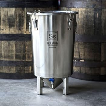 Amazon.com: 7 Gallon Stainless Steel Brew Bucket Fermenter: Kitchen ...