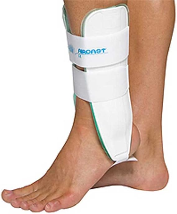 Amazon.com: Aircast Air-Stirrup Plus Ankle Brace - Large - Right ...