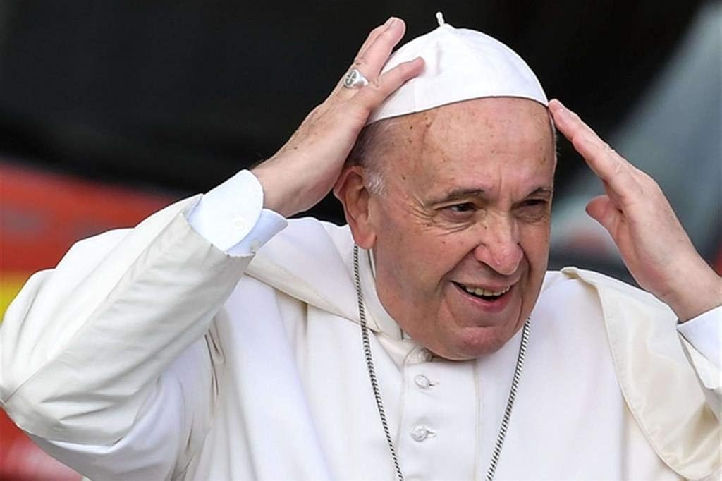 FRANCESCO ZUCCHETTO PAPALINA USATA da Papa PONTEFICE Vaticano Pope ...