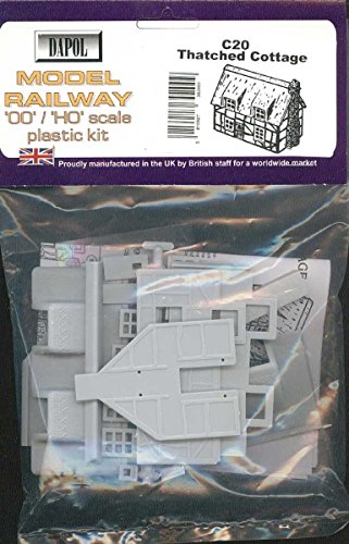 Dapol Model Railway Village Church Plastic Kit - OO Scale 1/76: Amazon ...