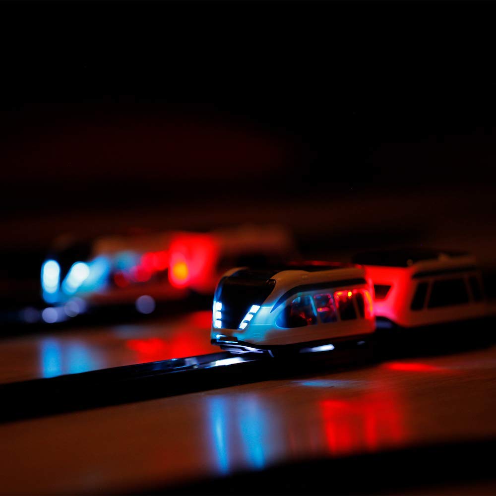 Intelino Smart Train Starter Set: Award-Winning Robot Toy Train; App ...