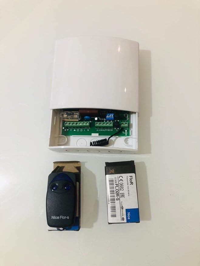 Ferramenta per cancelli Centrali di comando per serrande Nice Mindy MC200 Sostituisce Mindy A02 ...