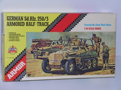 German WW II Sd.Kfz 250/3 Armored Half-Track---Plastic Model Kit on ...