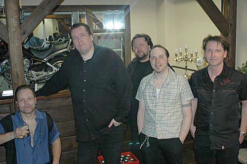 The Refreshments on Amazon Music