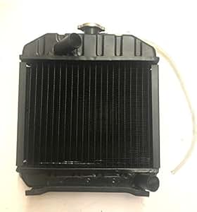 Amazon.com: New Radiator For Kubota Tractors B6100 B7100 15371-72060 ...