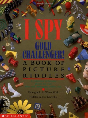 I Spy: A Book of Picture Riddles Book Series