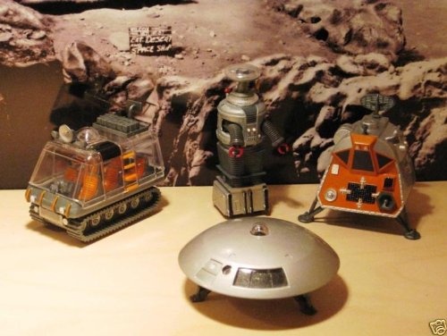 LOST In SPACE Diecast Jupiter 2 Robot Space Pod Chariot - Want It All