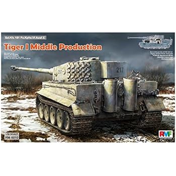 Amazon.com: Dragon Models Sd.Kfz.131 Panzerjager II Fur Pak 40/2 ...