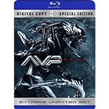 Amazon.com: AVP: Alien vs. Predator / Aliens vs. Predator: Requiem ...