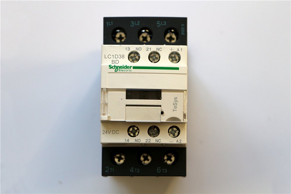 Schneider Electric Iec Magnetic Contactor, 24V Coil, 38A: Amazon.in ...