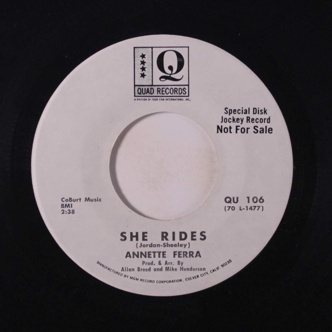 ANNETTE FERRA - she rides / davy - Amazon.com Music
