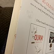 Olivia: Ian Falconer: 9780689874727: Amazon.com: Books