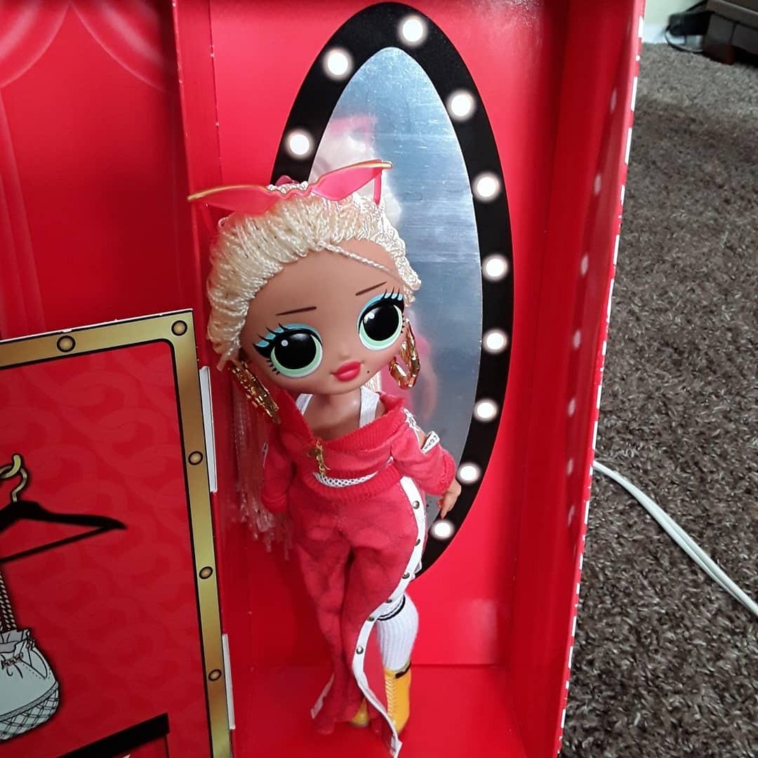 $31/mo - Finance L.O.L. Surprise! O.M.G. Swag Fashion Doll with 20 ...