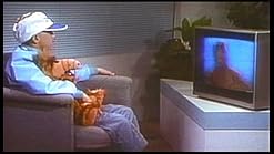 Amazon.com: Common Threads: Stories from the Quilt : Dustin Hoffman ...