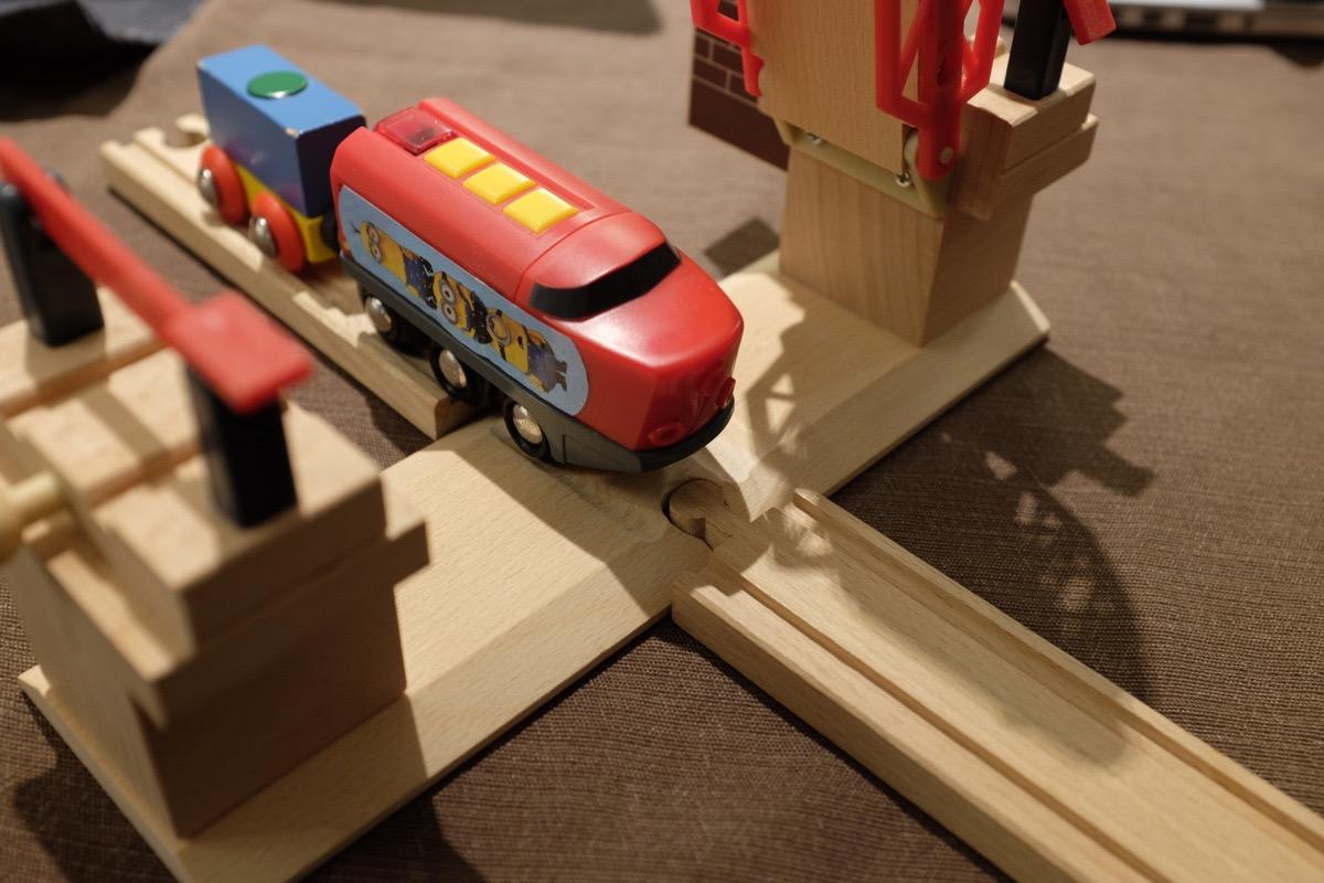 $9/mo - Finance BRIO 33757 Lifting Bridge | Toy Train Accessory with ...