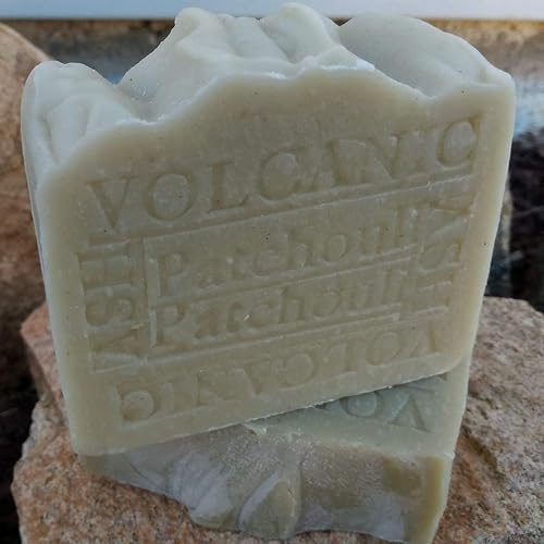 Amazon.com: Artisan Volcanic Ash Natural 7+ oz Bar Soap with Cocoa ...