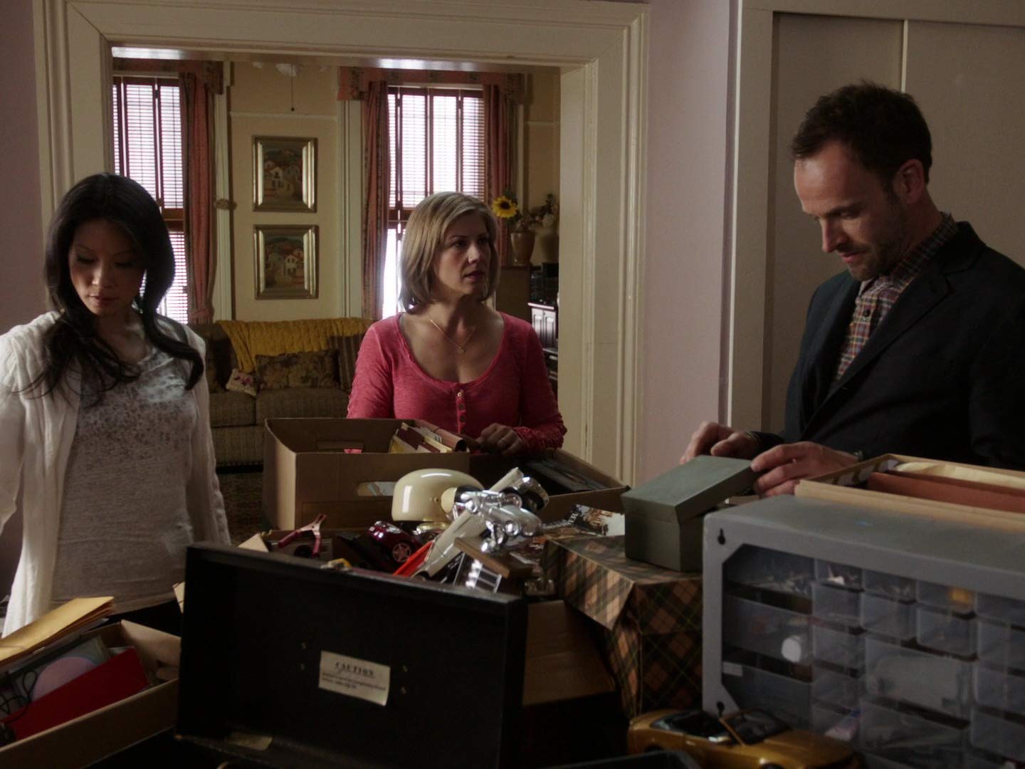 Watch Elementary - Season 1 | Prime Video