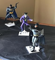 Amazon.com: DC Collectibles : The Animated Series: Batman Action Figure ...