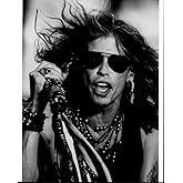 Amazon.com: Posterazzi Steven Tyler Singing Closeup Black And White ...