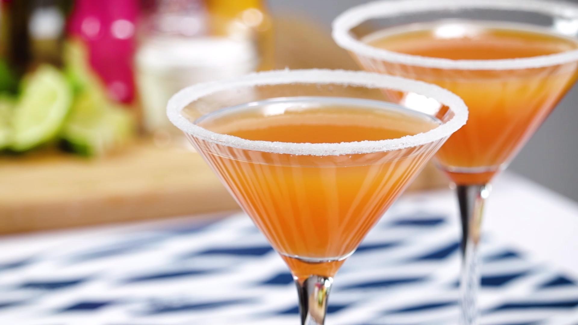 Watch Here's How to Get a Perfect Sugar Rim on Your Cocktail on Amazon Live