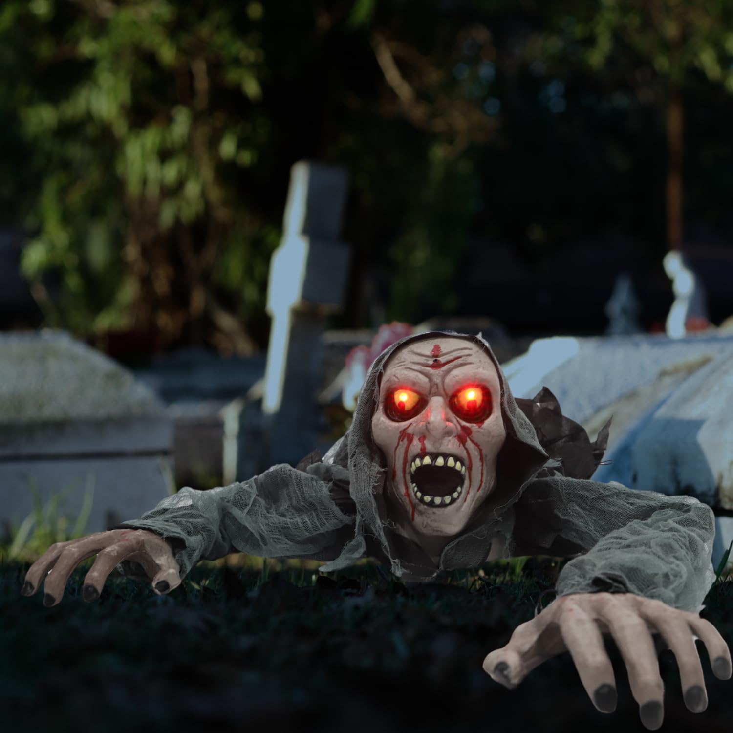 KiLiKuaLa Halloween Light-Up Animated Zombie Groundbreaker with Creepy ...