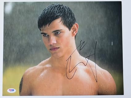 Taylor Lautner Signed Twilight Authentic Autographed 11x14 Photo (PSA ...