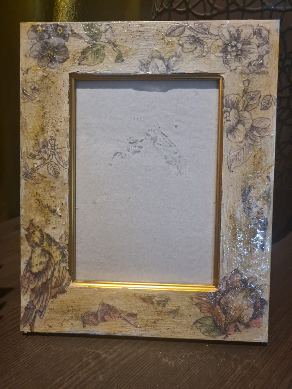 Photo frame for a 5 inch by 7 inch snap, from Nanditas Art gallery ...