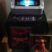 Amazon.com: Toynk Resident Evil 6" T-Virus/G-Vaccine Prop Replica Set ...