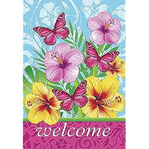 Hang Decorative Garden Flags To Spruce Up Your Backyard