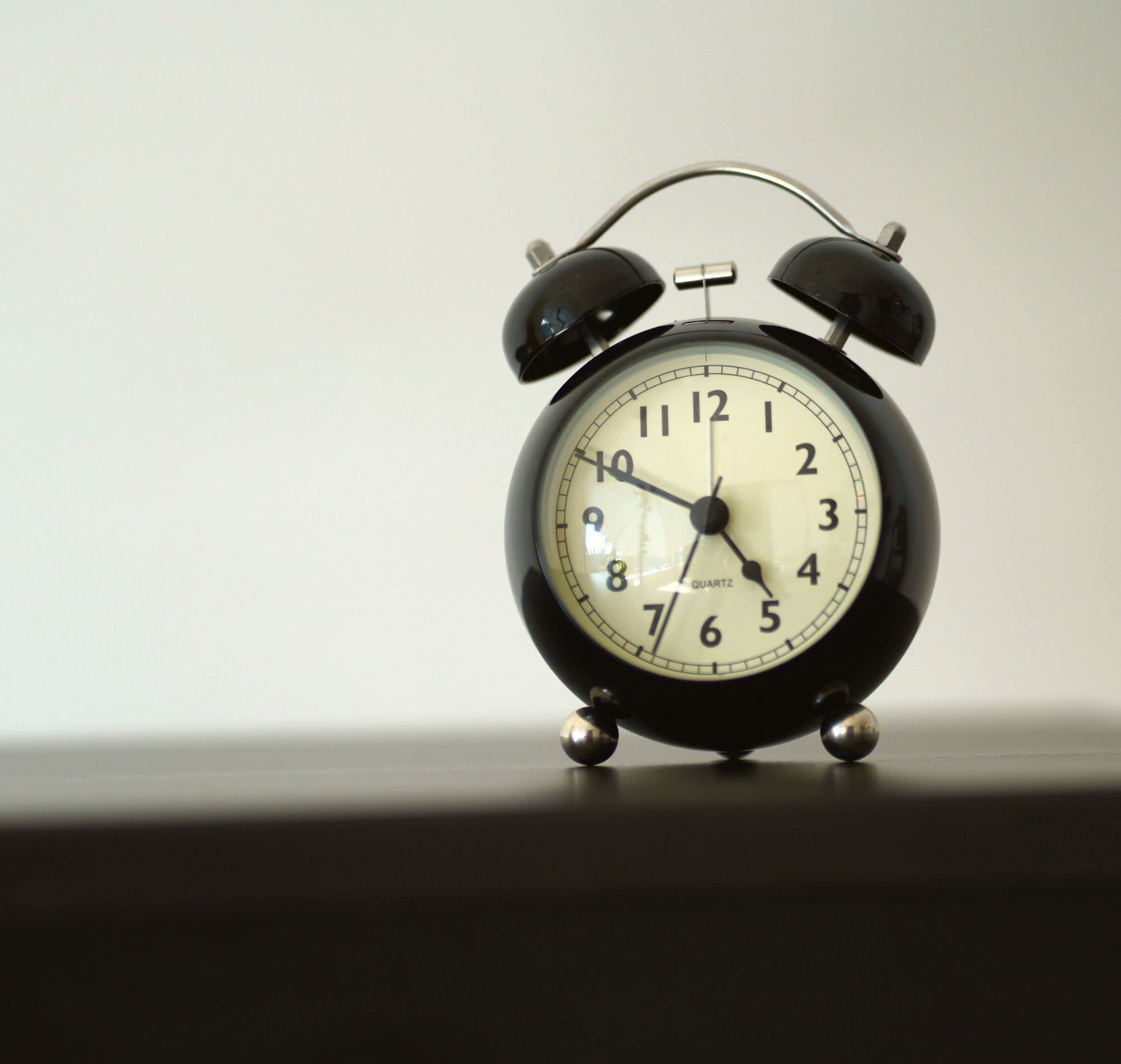 Mua DEMI LOUS. Alarm Clock, Analog, Bell Sound, Stylish, Classic Bell ...