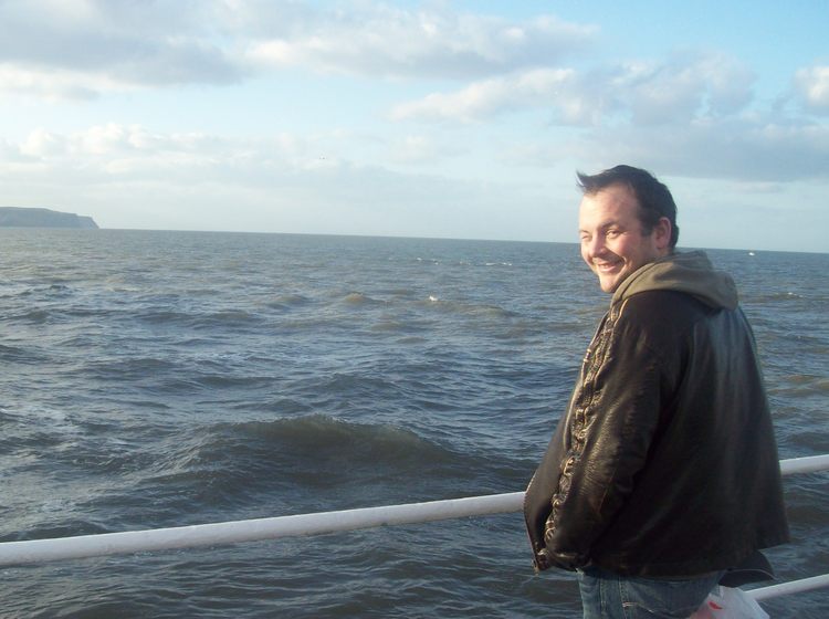 Amazon.com: Snake Farm: 9781505529708: Spark, Gareth: Books