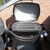 Weber Gasgrill Q 320, Black Line 2012: Amazon.de: Garten