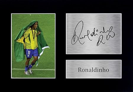 HWC Trading Ronaldinho Gift Signed A4 Printed Autograph Brazil Gifts ...