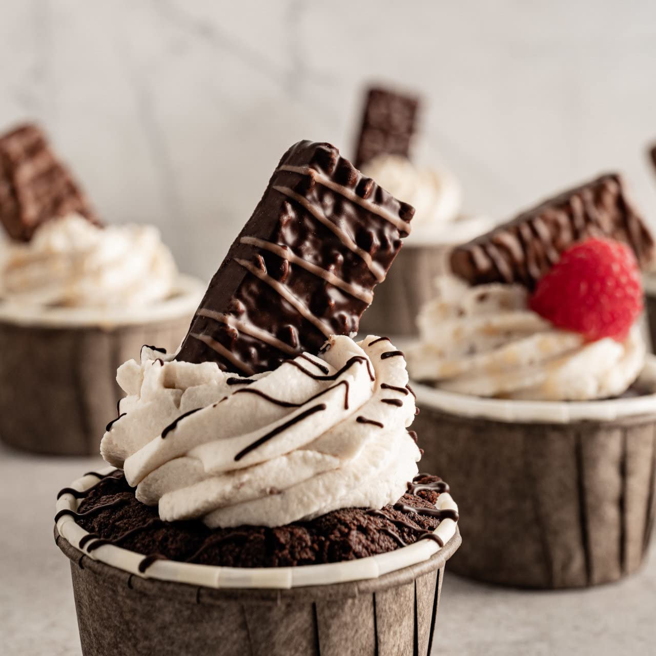 Mua Loacker Mix Patisserie Chocolate Specialties - Individually Wrapped ...
