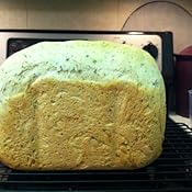 Amazon.com: Black & Decker B6000C Deluxe 3-Pound Bread Maker, White ...