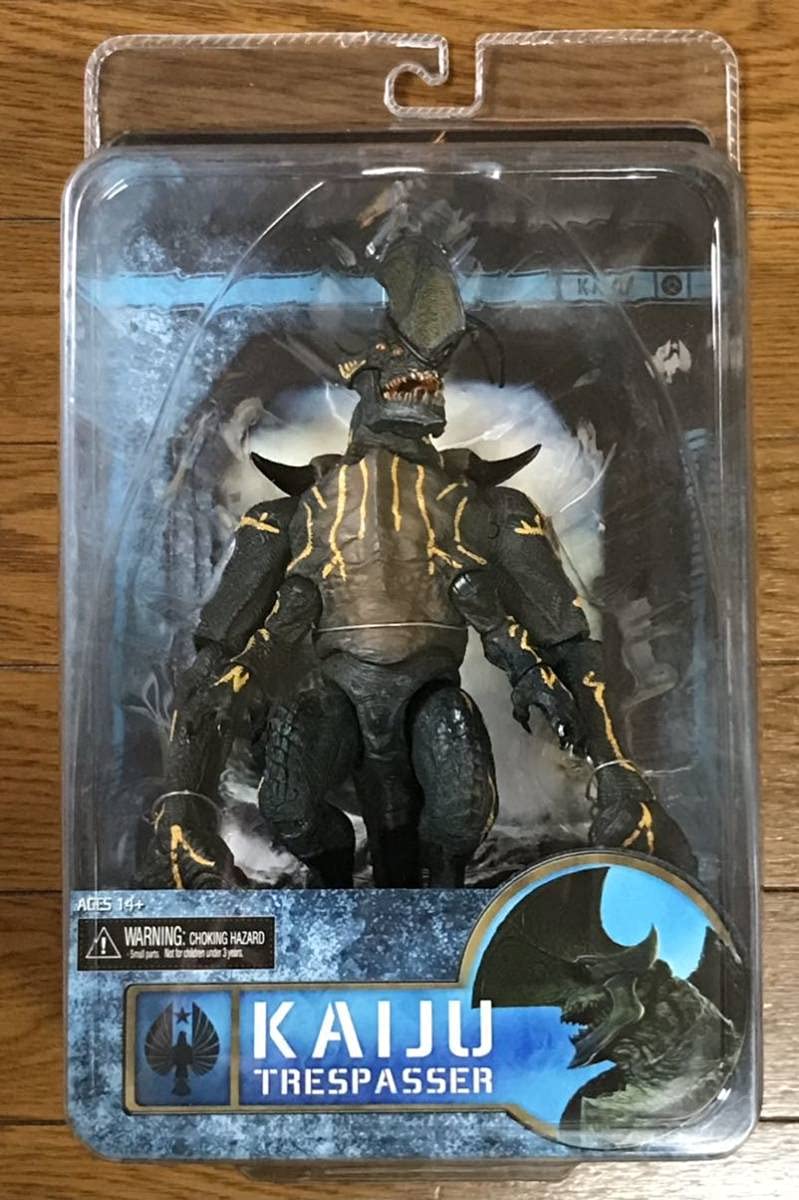 Mua NECA Pacific Rim Kaiju Axehead (Trespasser) NECA Pacific RIM KAIJU AXHEAD TRESPASSER trên ...