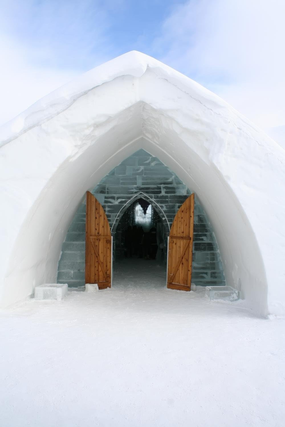 Amazon.com: Wallmonkeys Entrance Igloo Wall Decal Peel and Stick ...