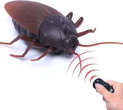 Amazon.com: QIKI Remote Control Cockroach Simulated Fake Cockroaches ...